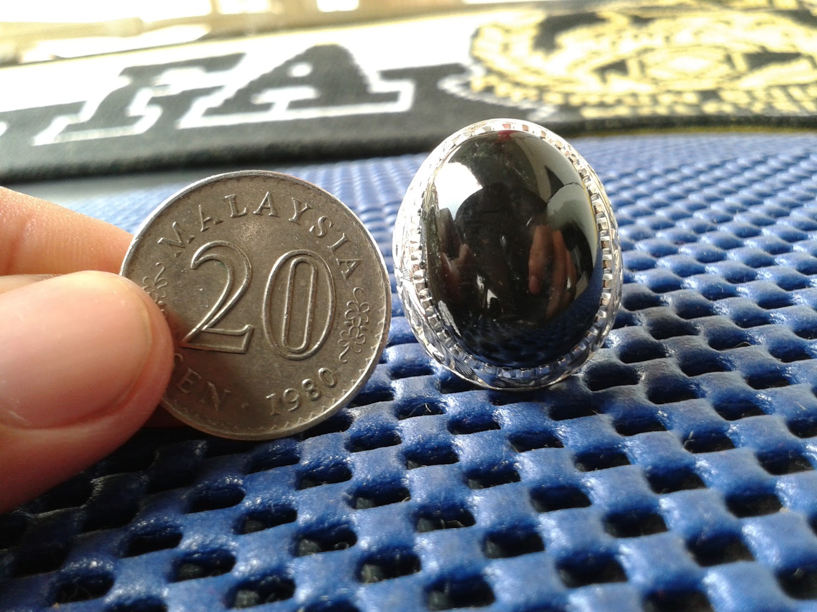 Batu Permata, cincin perak,keris,besi lama,syiling lama,tasbih dan ...