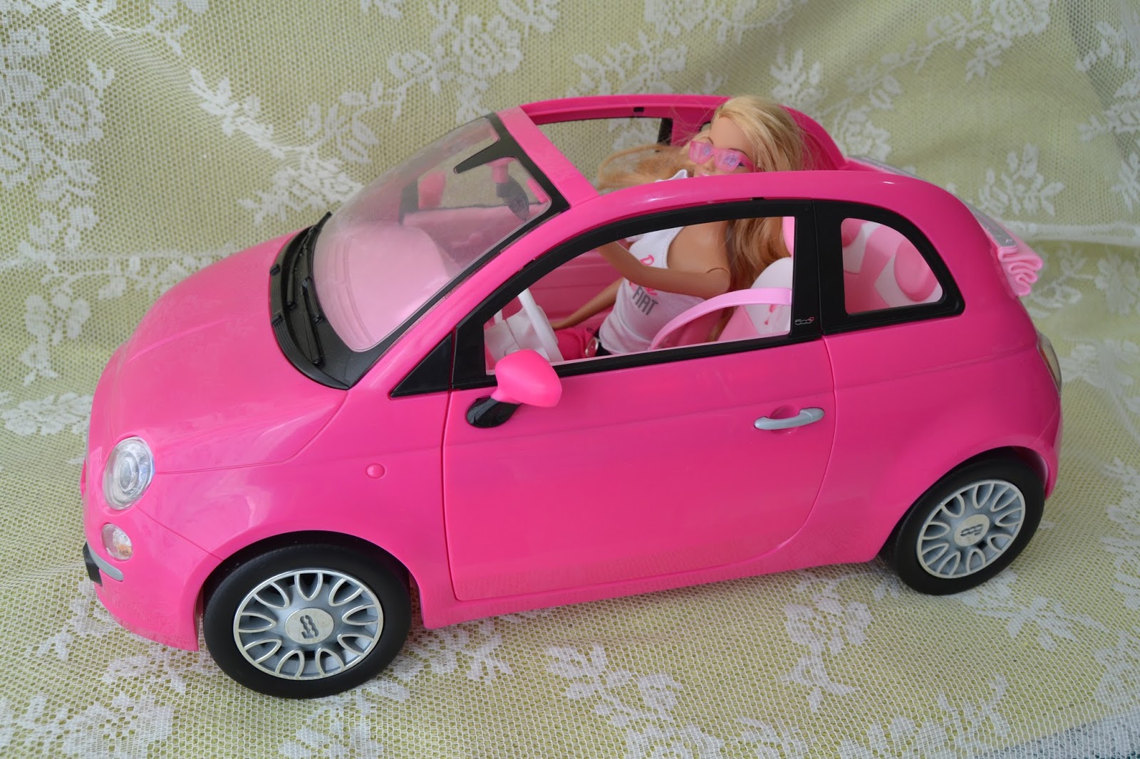 I S: Carro Conversível da Boneca Barbie Unboxing e Review