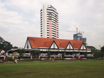 Bragging Brats: Street Roving in KL - Jalan Tun Perak