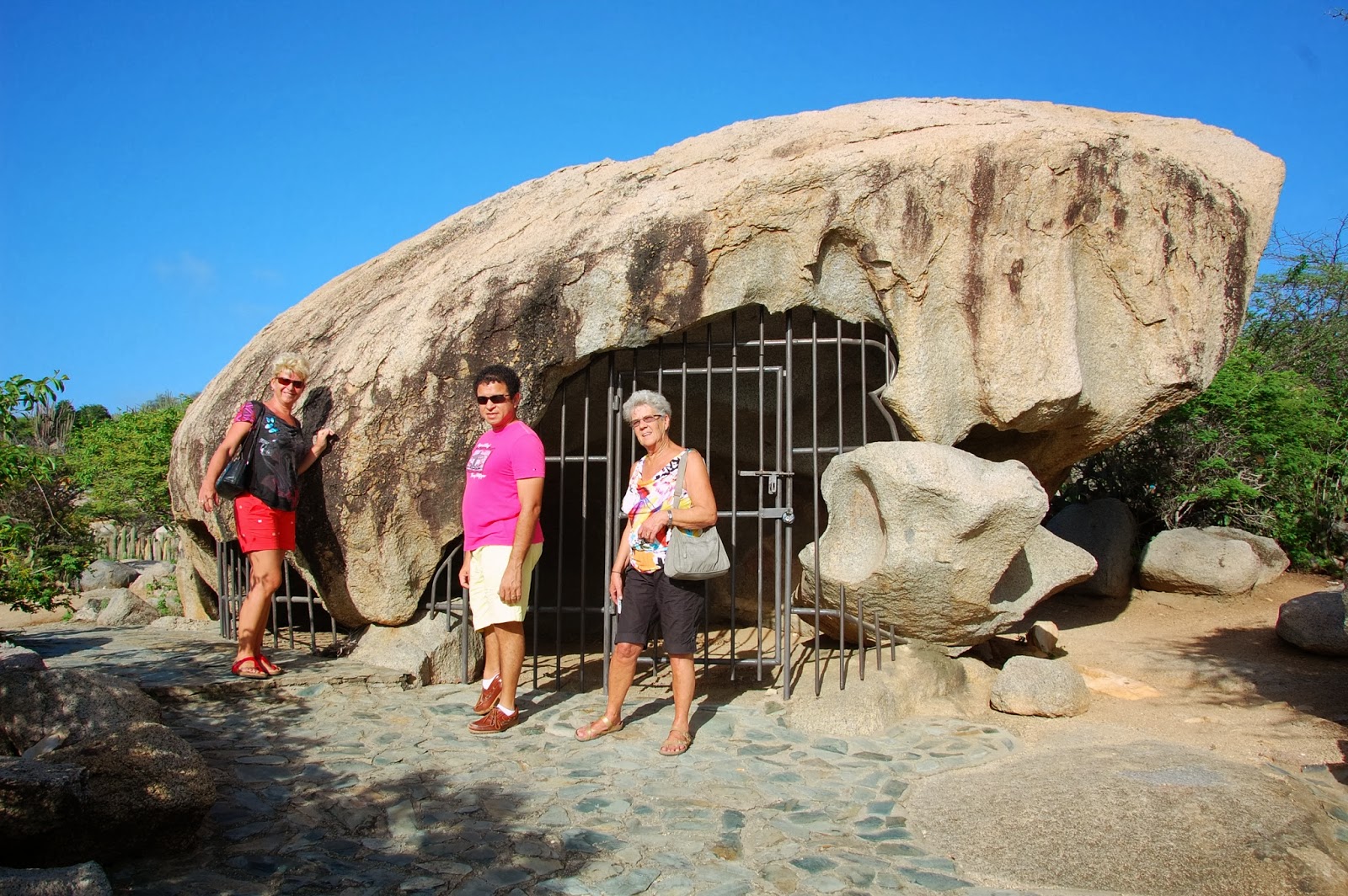 De belevenissen van de Familie Fingal op Aruba: Bezoek dag 5 middag ...