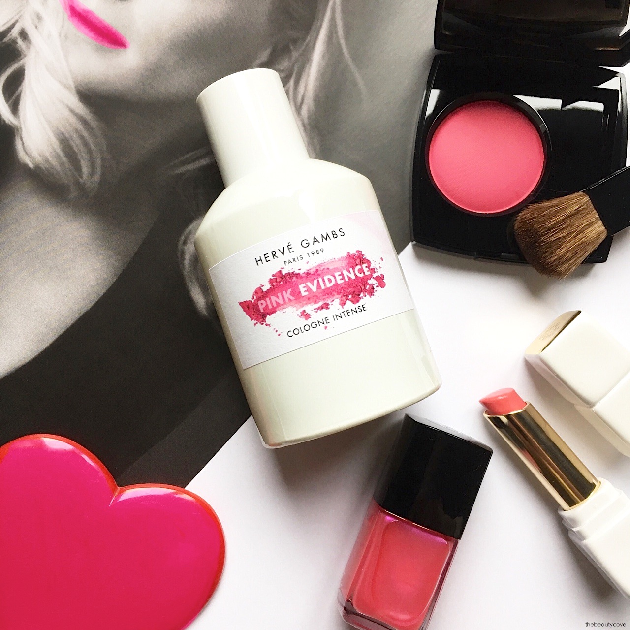 The Beauty Cove: IL PROFUMO: PINK EVIDENCE di HERVÉ GAMBS