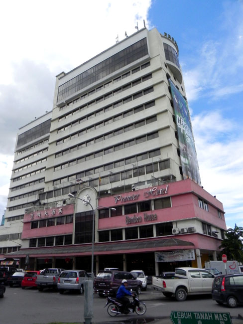 Some stories about us: Accommodation & food in Sibu