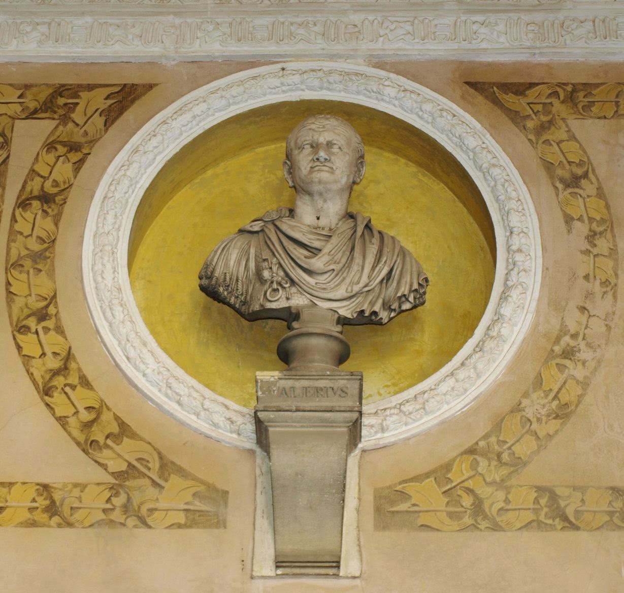 APASIONADOS DEL IMPERIO ROMANO: EL EMPERADOR VALERIO VALENTE