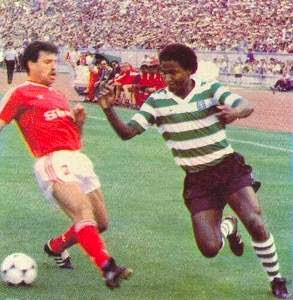 Rolo Compressor Vermelho: (Biografia) Antonio Veloso - O Capitão