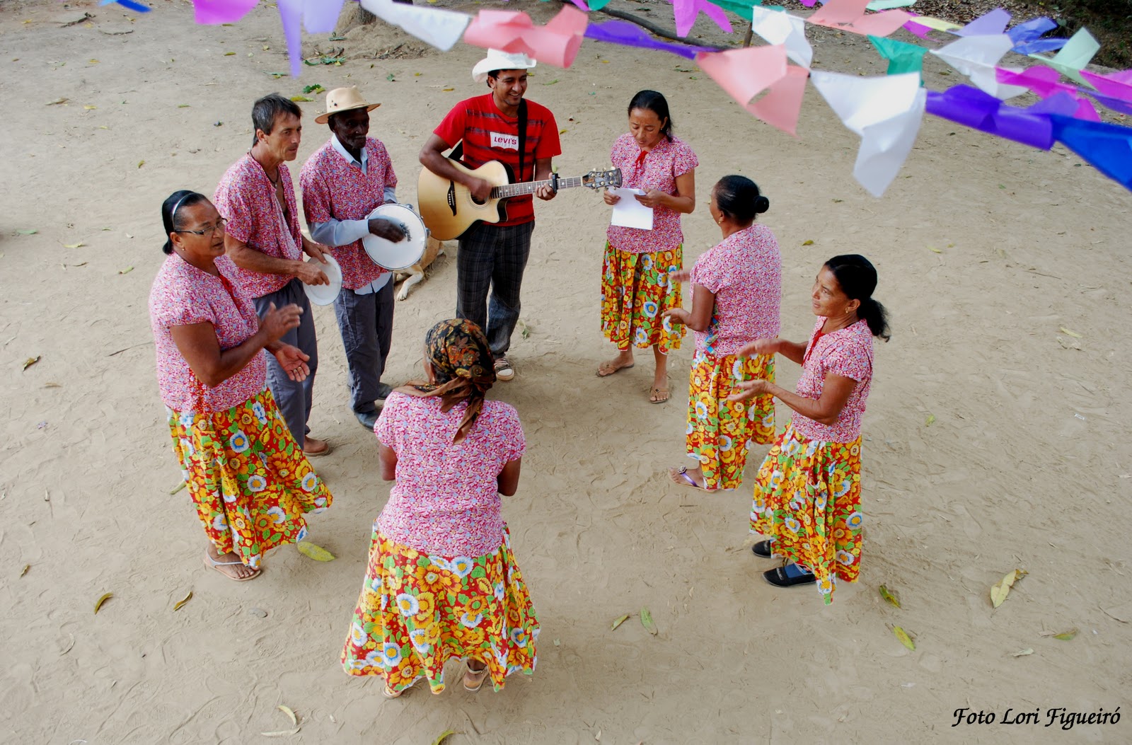 Alearte: Grupo de Batuque Curtume/ Jenipapo de Minas - Fontes das fotos ...