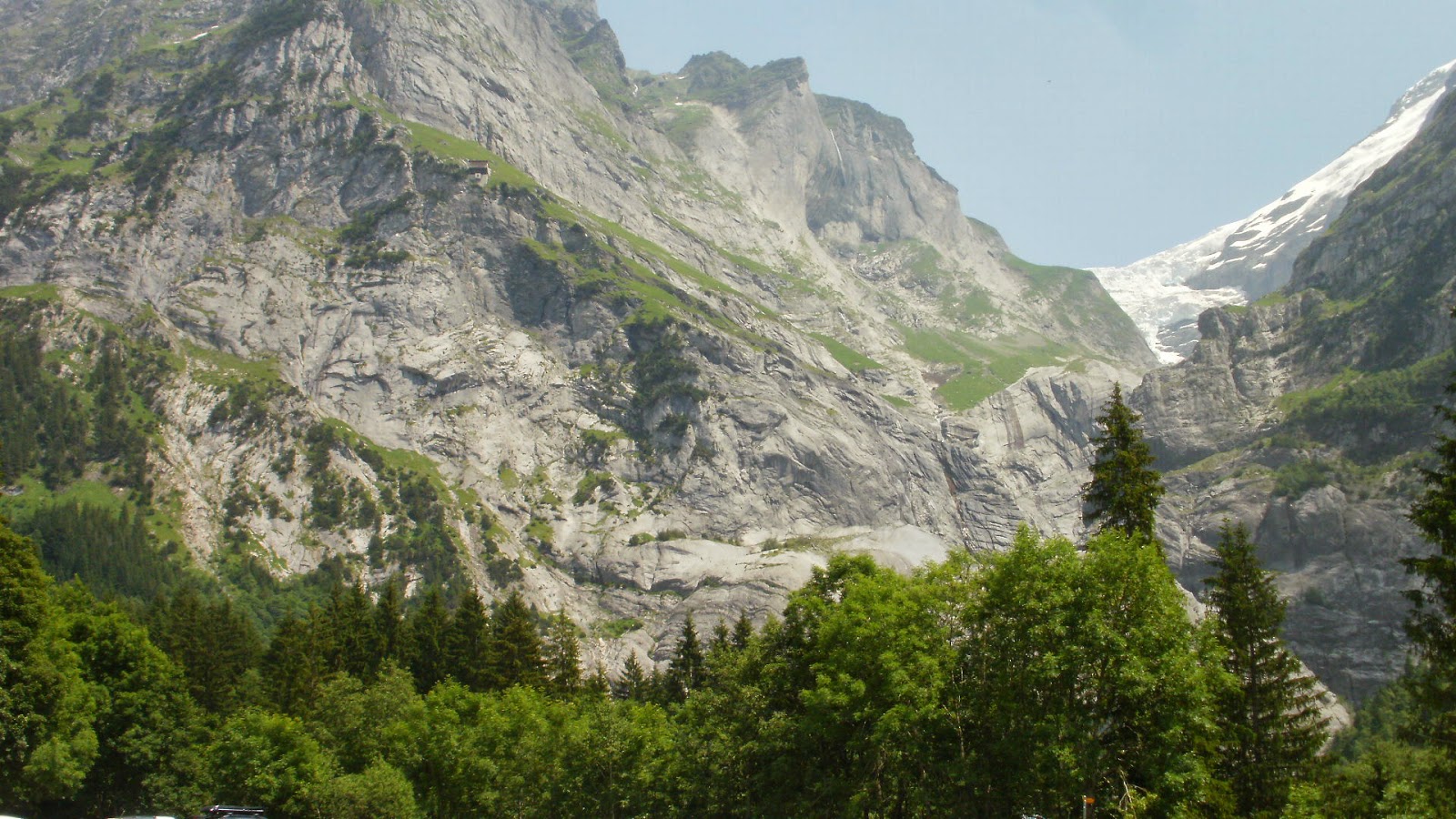 EXCURSII CU BICICLETA: Elvetia