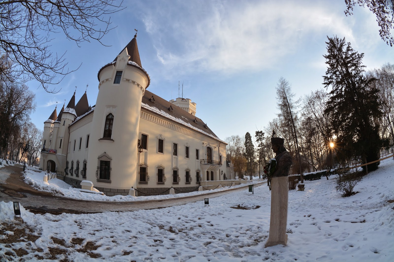 TUDOR PHOTO BLOG: Castelul Karolyi din Carei Iarna,Karolyi Castle Carei ...