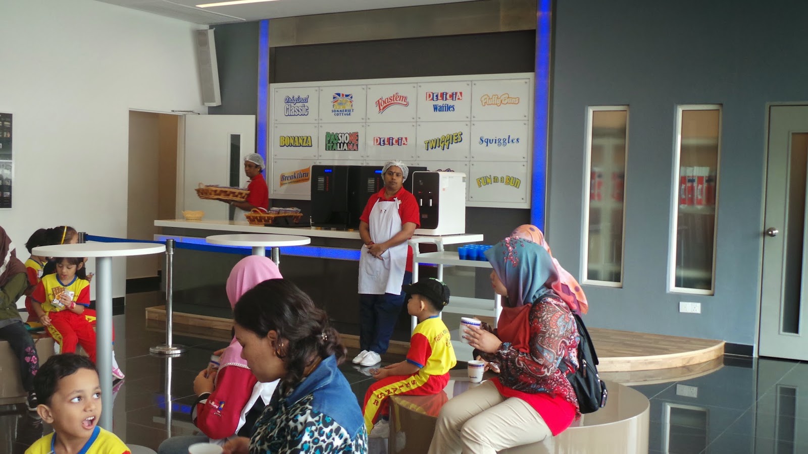 Alia umaira: Kilang Roti Gardenia, Kilang Cookies Beryl 's dan Farm In ...