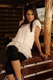 Bangladeshi Models: Bangladeshi Model Mehzabin Looks So Sweet