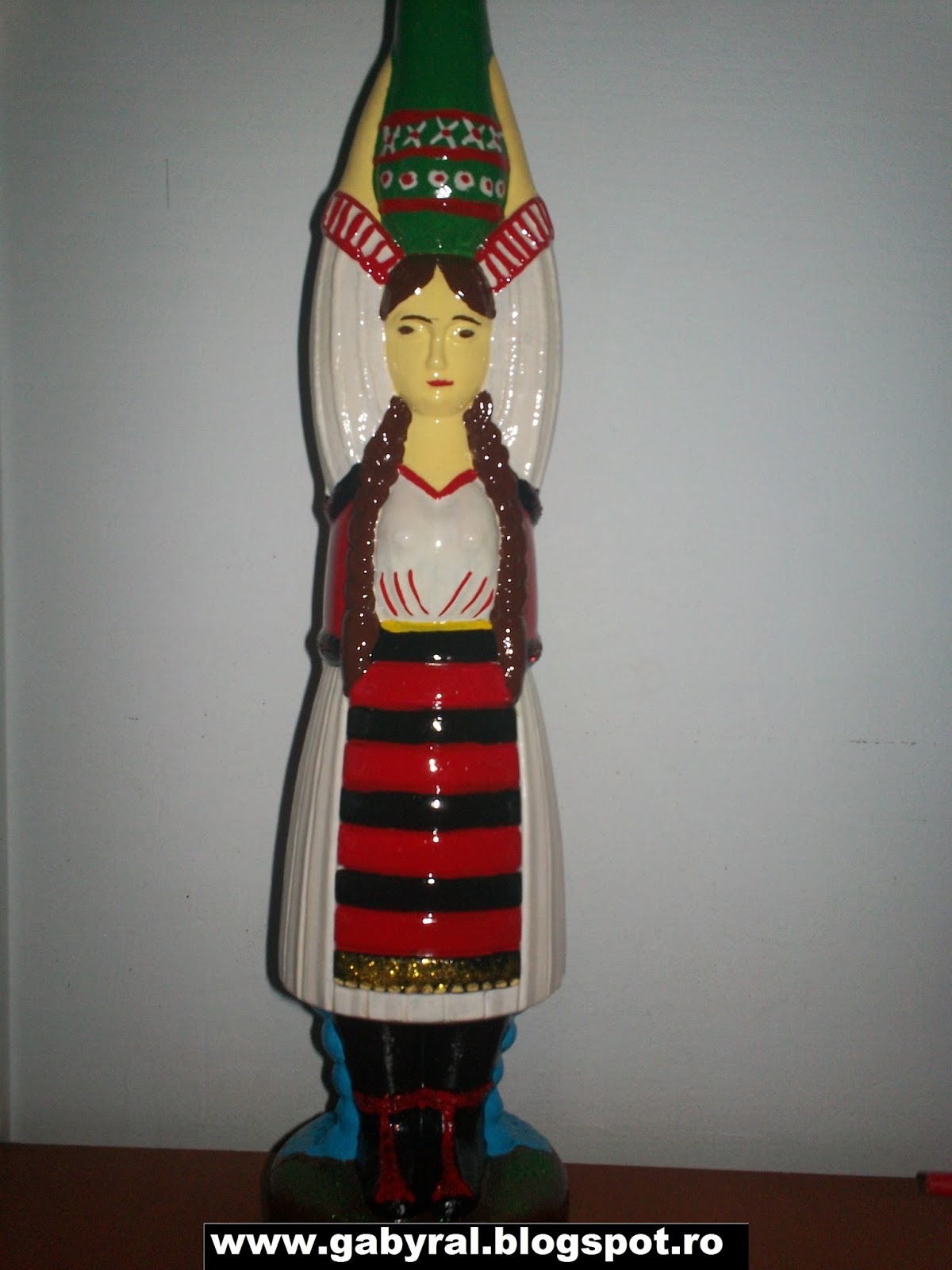 Sticla tarancuta pictata manual | BRICOLAJ - GRADINA - SFATURI si IDEI