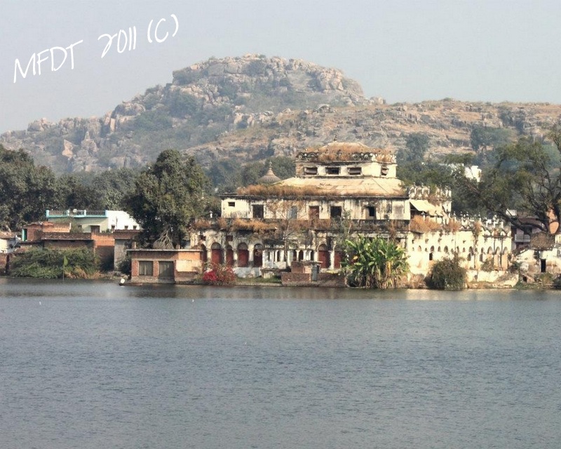 Mixed Feelings Dazed Thoughts: Charkhari- Kashmir of Bundelkhand