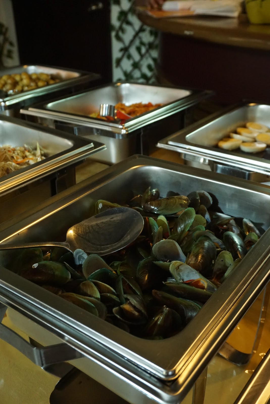 Dweji-Out Korean Samgyupsal Buffet