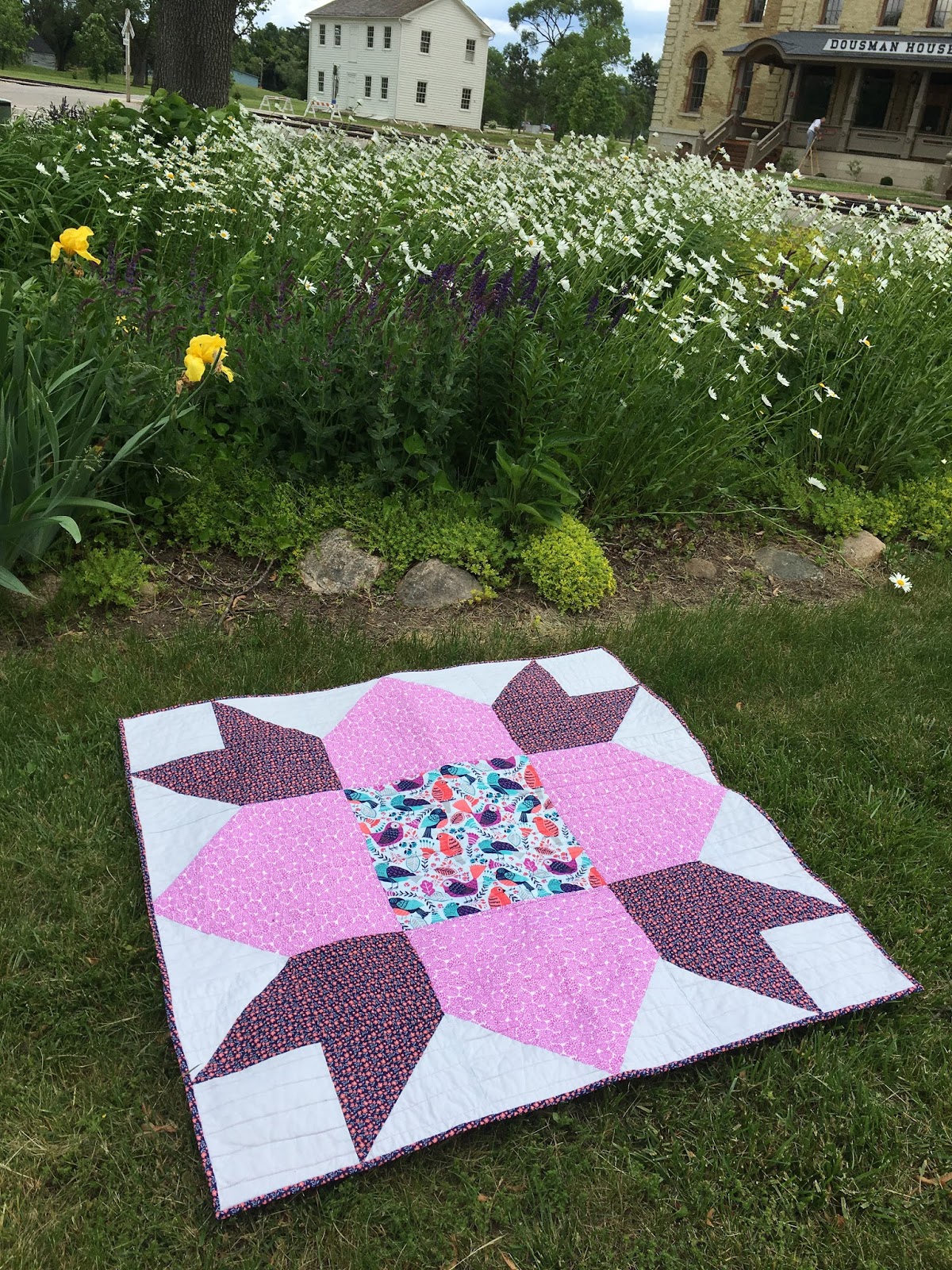 Love and Comfort Quilts: Weathervane Beauty Baby Quilt