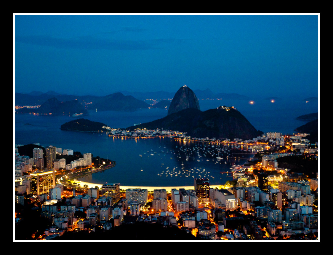 Um breve instante no tempo...: Rio. Uma cidade iluminada...