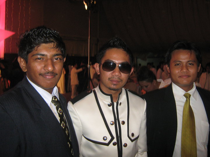 MEMBURU IMPIAN: Siapa kita dulu tak penting....!!