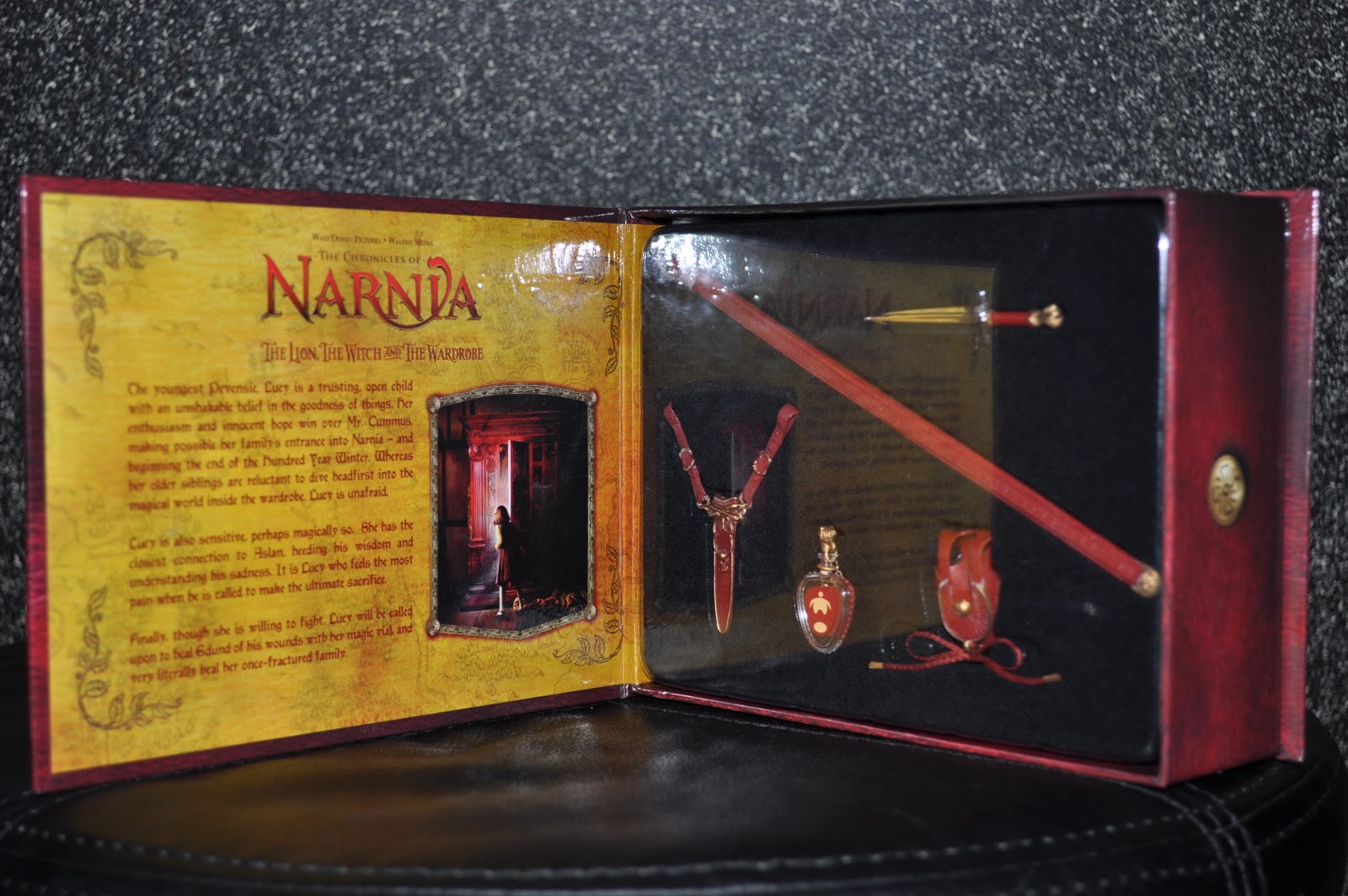 Disney Pixar Fanatics: The Chronicles of Narnia Prop Replicas