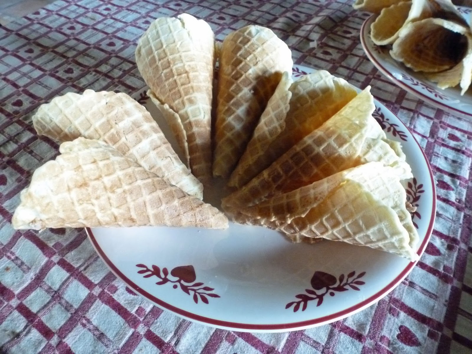 La Toile à Nolwenn: Corne et Cornets