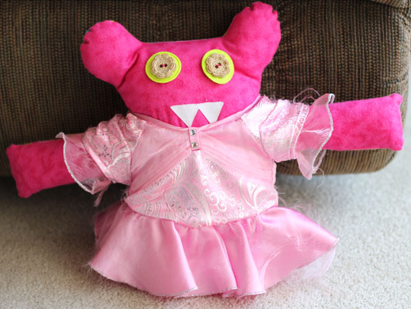 SewFunDesign.com: A Fun Day with Crazy Creatures!