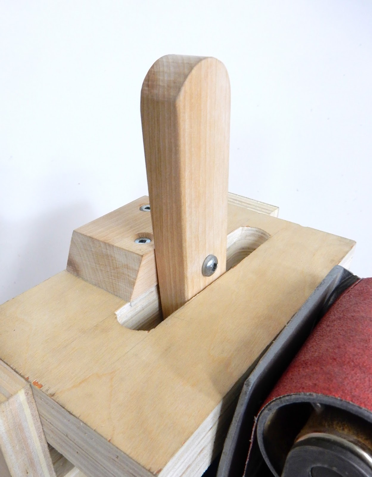 Jax Design: Belt Sander Stand -- Can Sit In 3 Positions