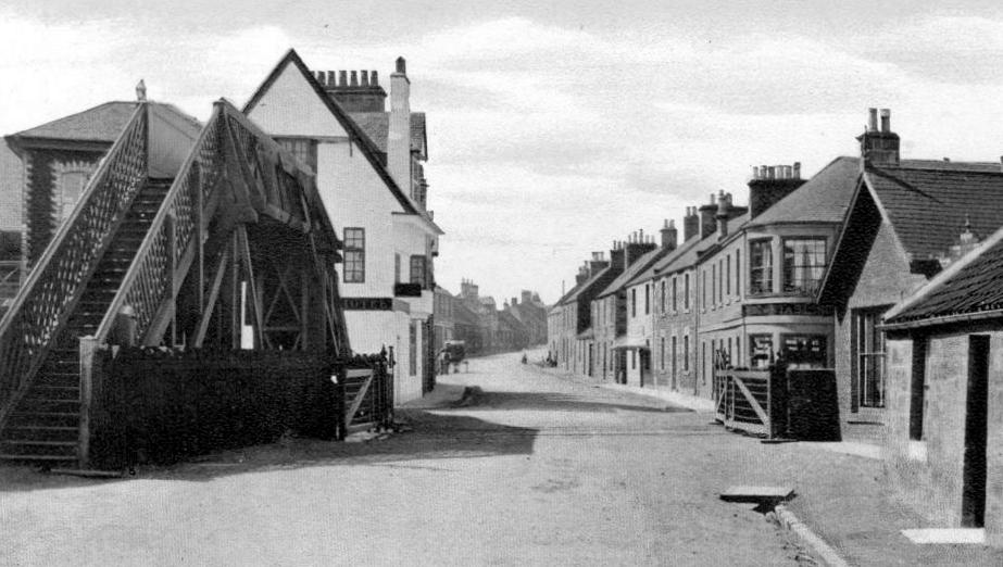 Tour Scotland: Old Photographs Leuchars Fife Scotland