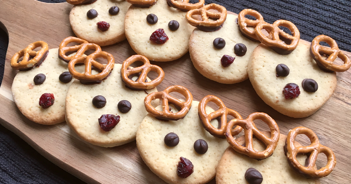 Christmas Reindeer Shortbread Biscuits (Vegan) | Susiechef