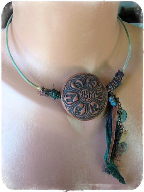 Missficklemedia.com: Hammered Neck Cuff