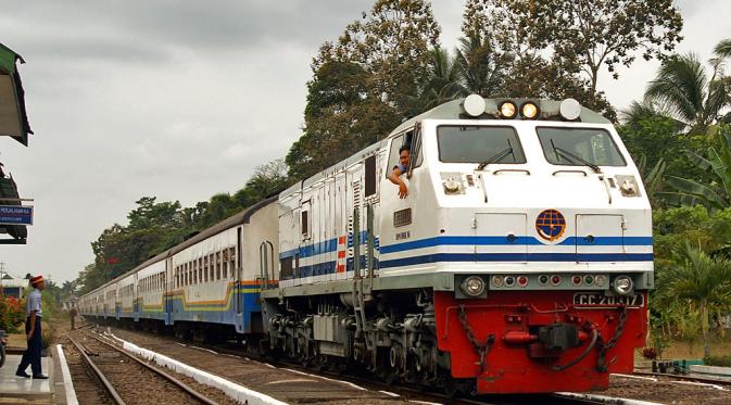 PT Kereta Api Indonesia (Persero) - Recruitment For D3, D4, S1 External ...