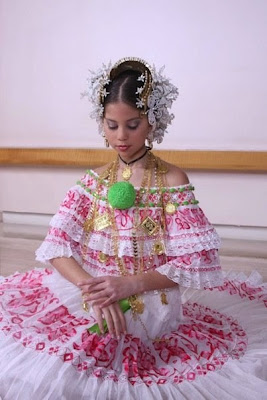 La Pollera de Panamá: Seleccion de fotografias de la Pollera de gala.