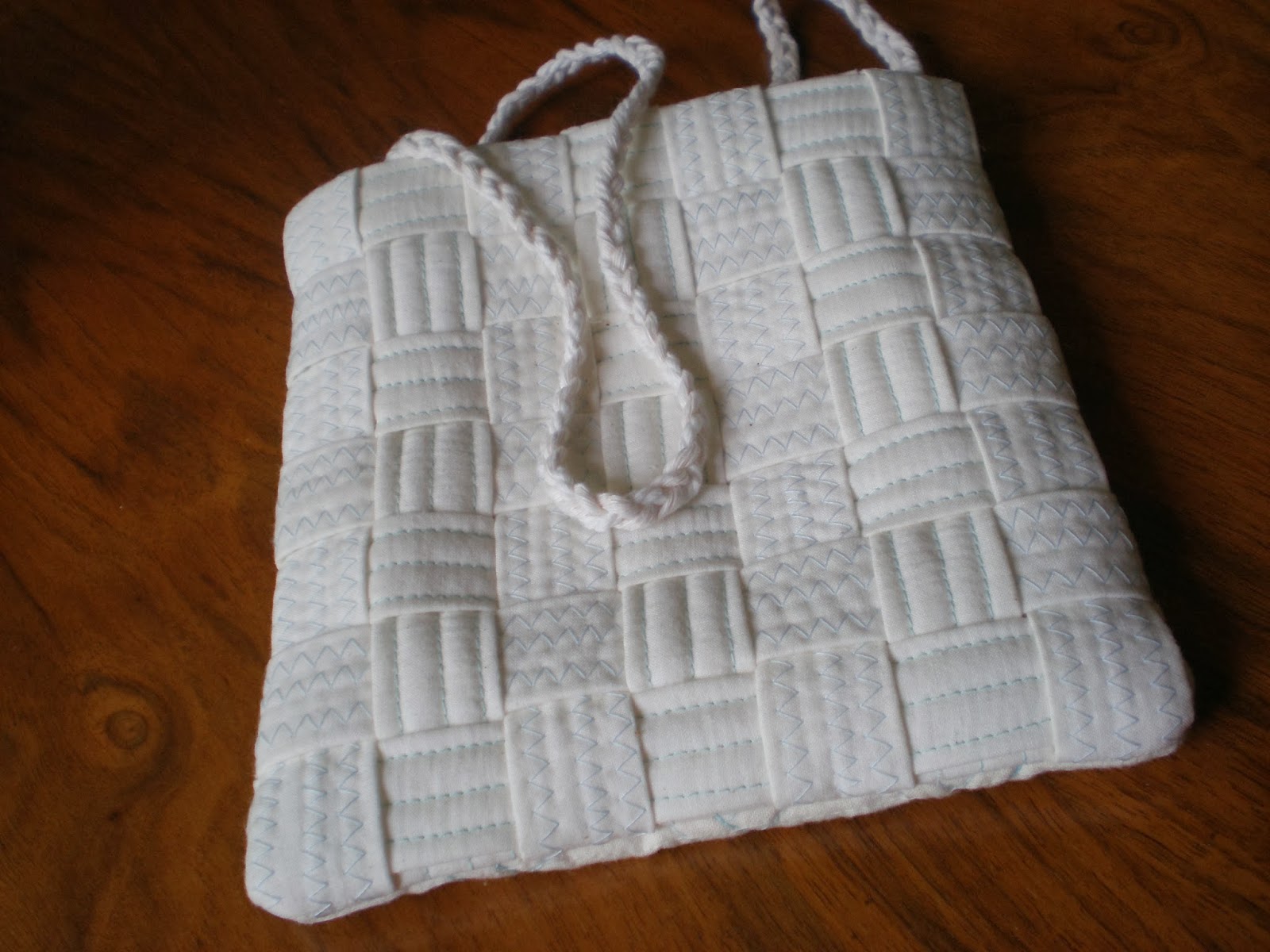 Calico & Cream: Weaving Calico Strips