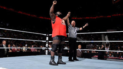 WWE In live!!!!: MARK HENRY vs THE GREAT KHALI