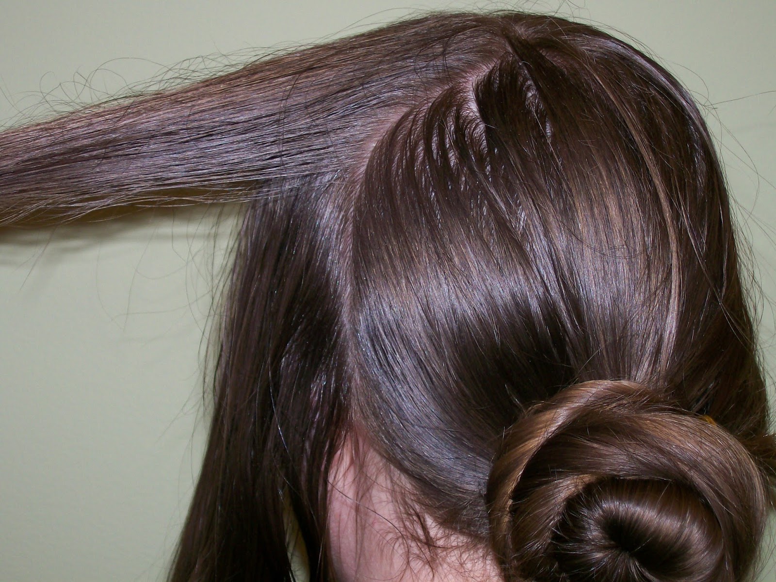 Hair-Dressing: Side Rolls, Early 1860s | Beth's Bobbins