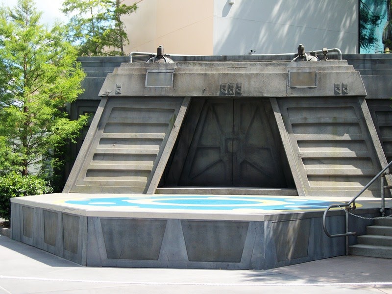 Main Street Gazette: Deactivate the shield generator