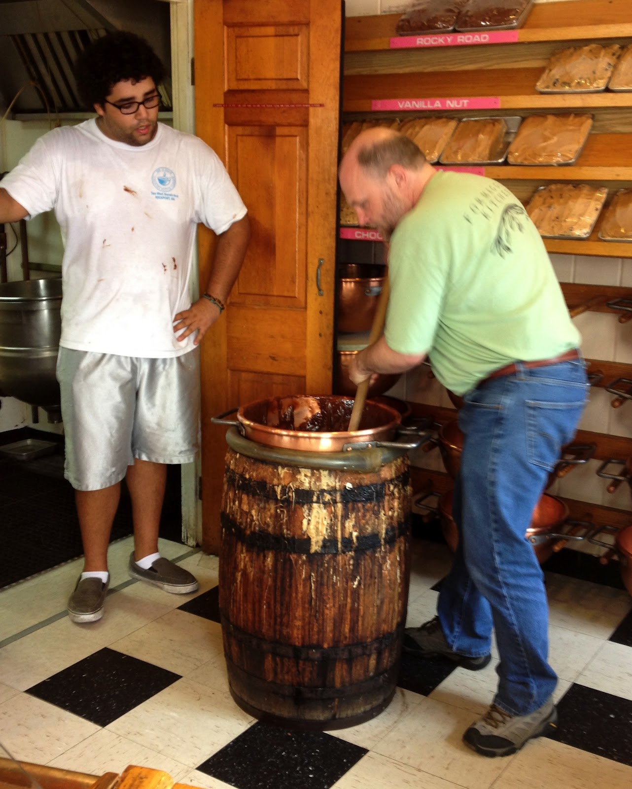 Eating & ...: Penuche from the Rockport Fudgery