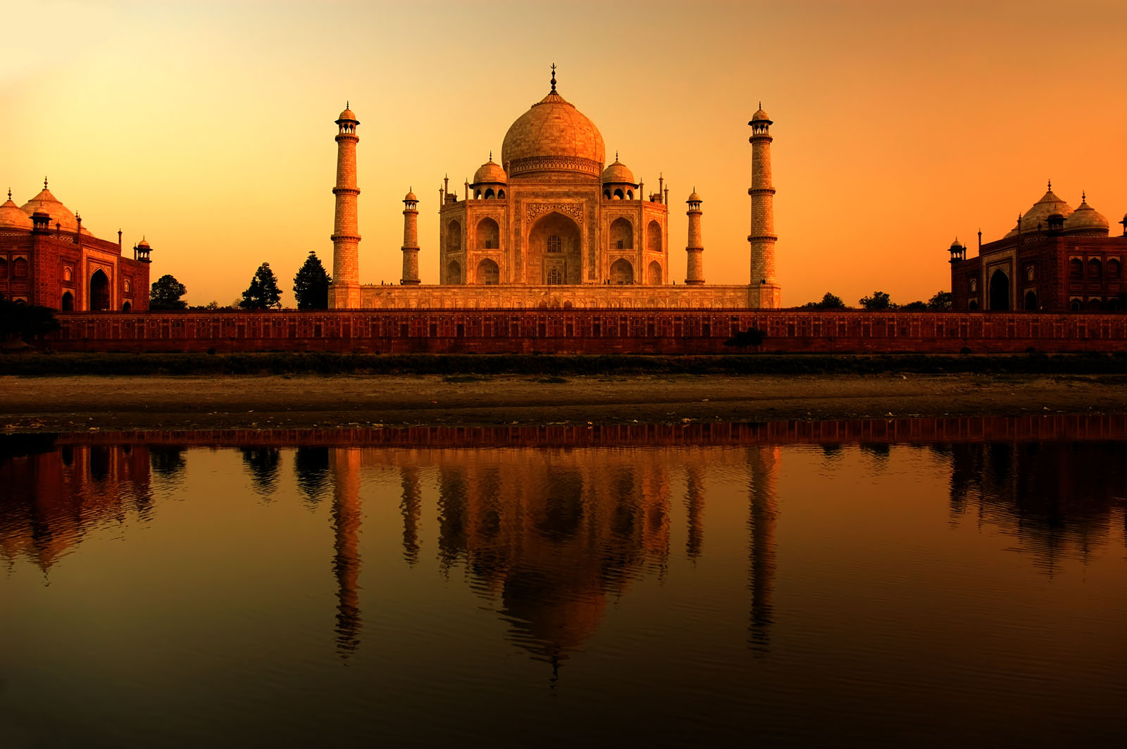 Taj Mahal Of India HD Wallpaper ~ LatestWallpaper99