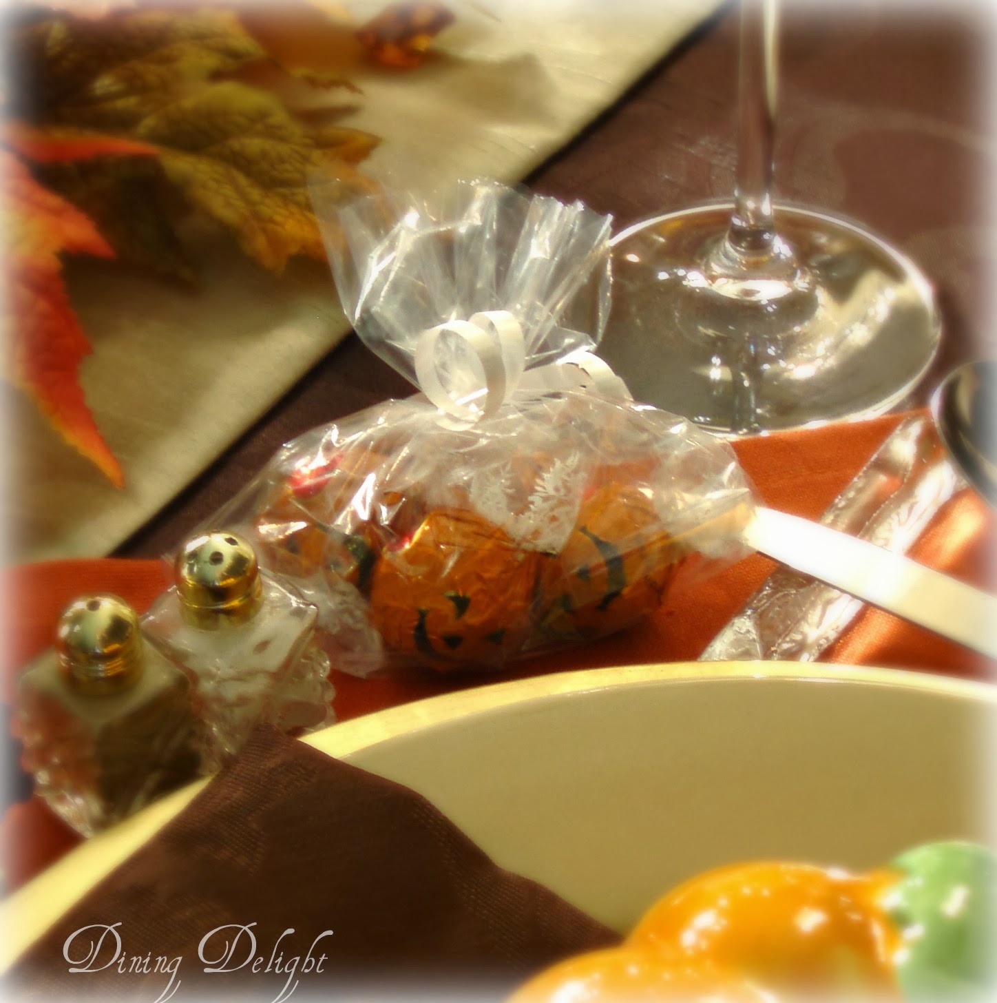 Dining Delight: Fall Dinner Party for Ten