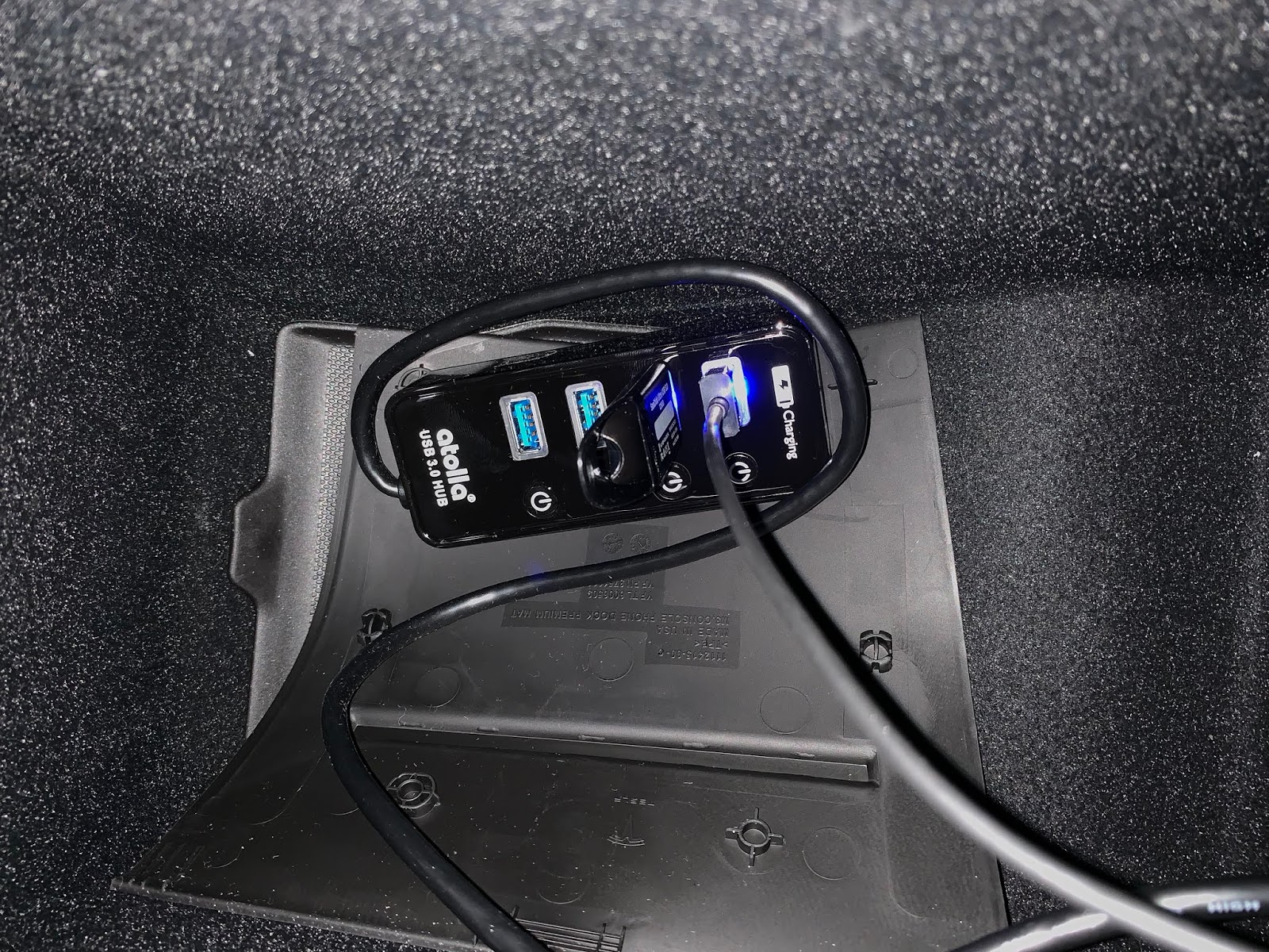 Thoughts from Silicon Valley: Tesla Model 3: USB configuration for ...