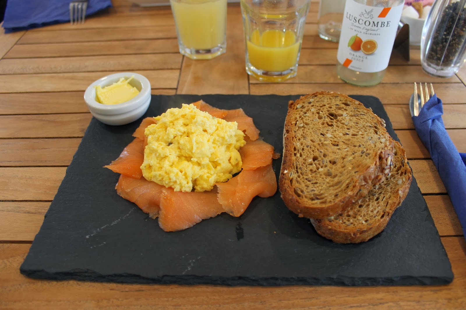 Mayfield Bakery | The story of a girl who lives above her means