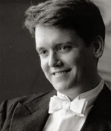 Phoenix Filby gets schooled: An Interview with Canadian Baritone ...