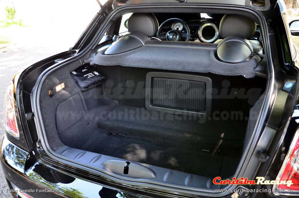 MINI Cooper Coupé S traz ainda mais estilo a linha | Curitiba Racing ...