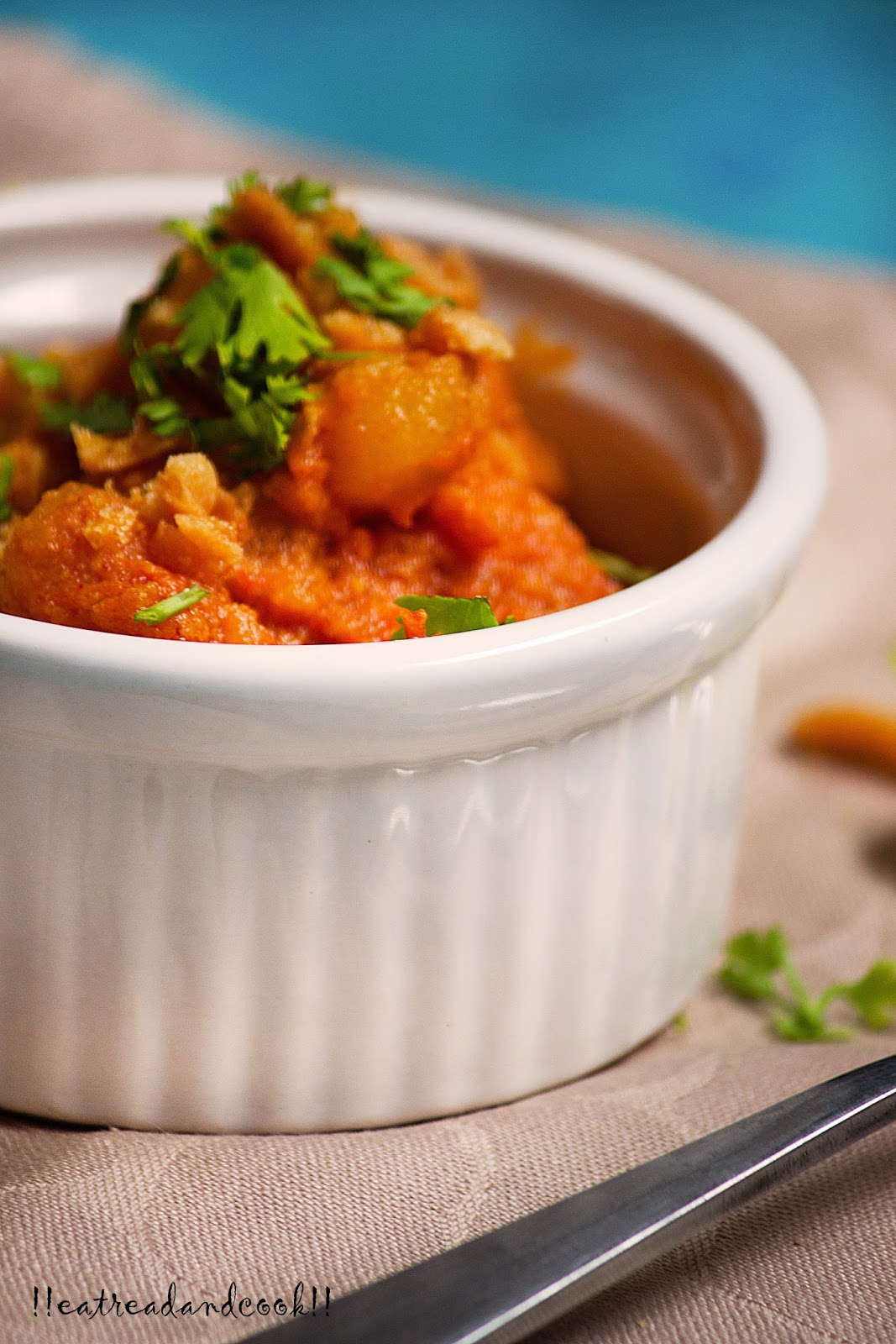 Tomato Posto / Tomatoes in a Poppy Seeds Paste Curry