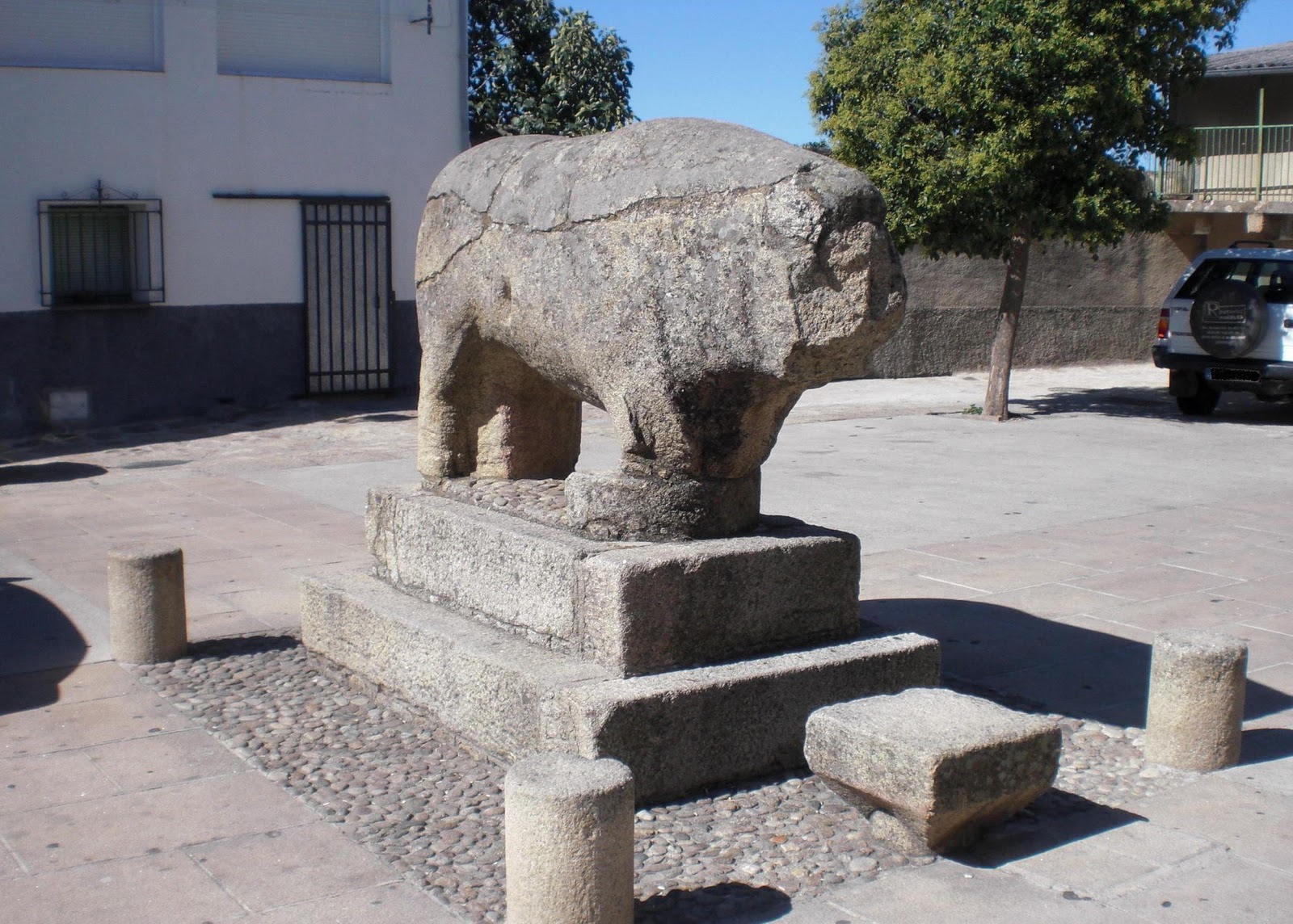 Extremadura: caminos de cultura.: Verraco vetón de Segura de Toro