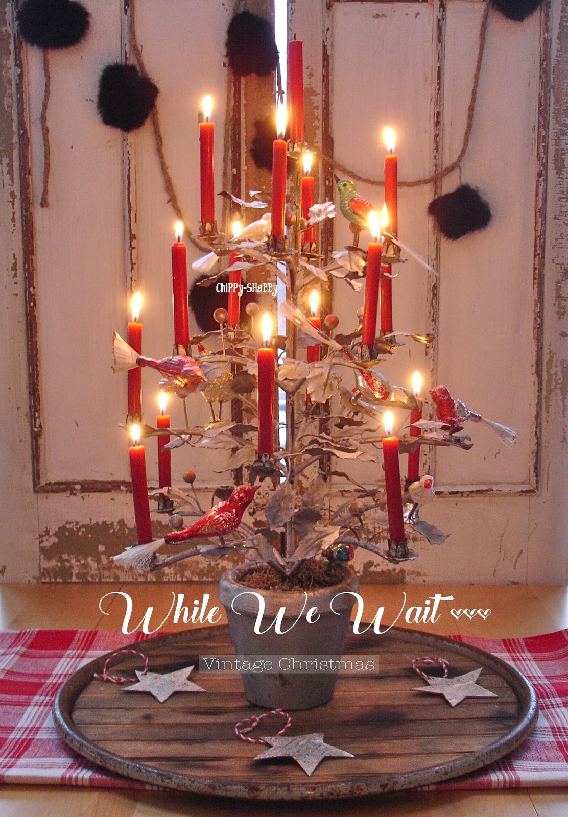 ChiPPy! - SHaBBy!: ViNtaGe TOLE CHRISTMAS TREE With Birdies...