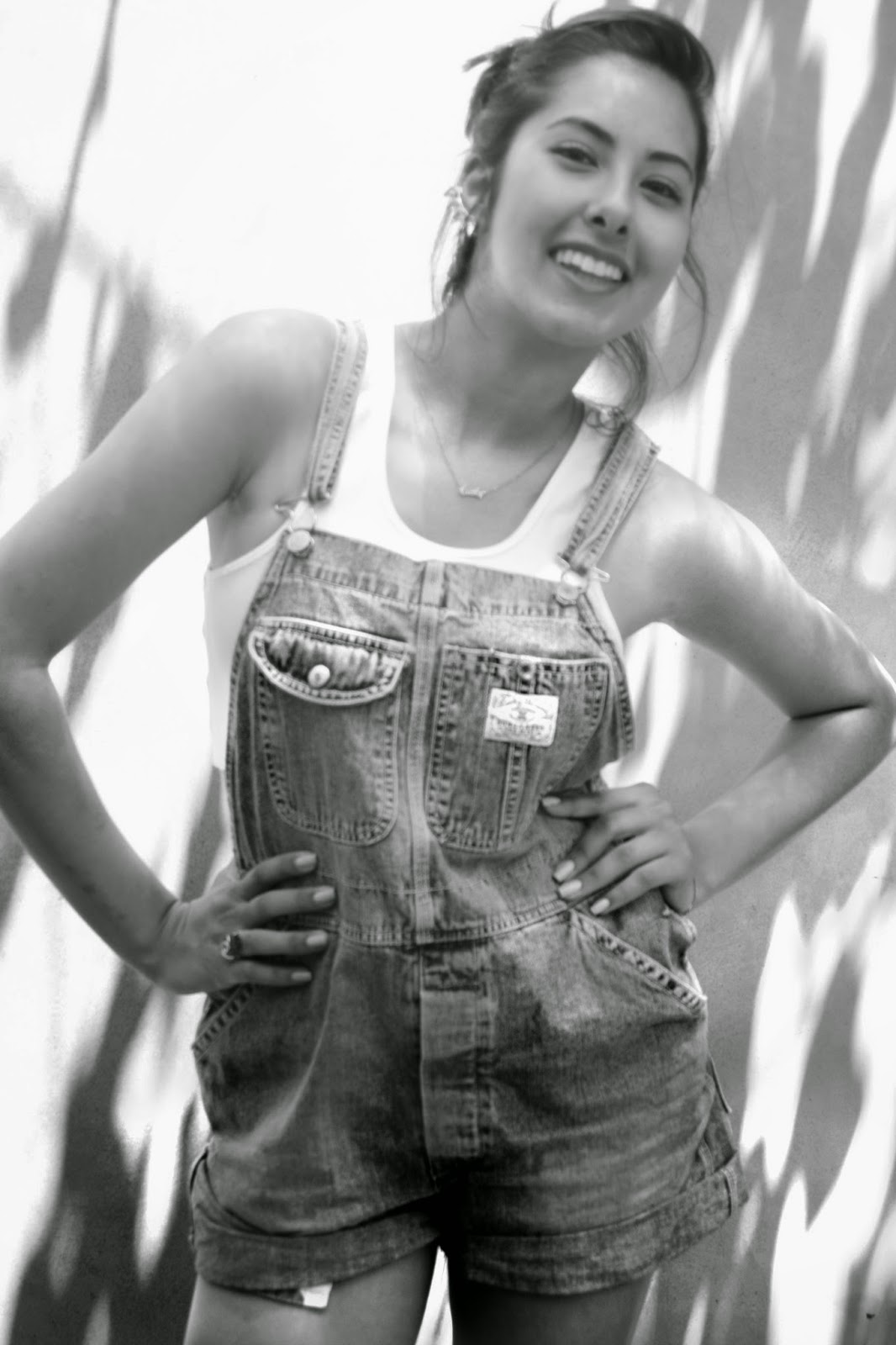 The Brunette Bandit Farm Girl By The Beach