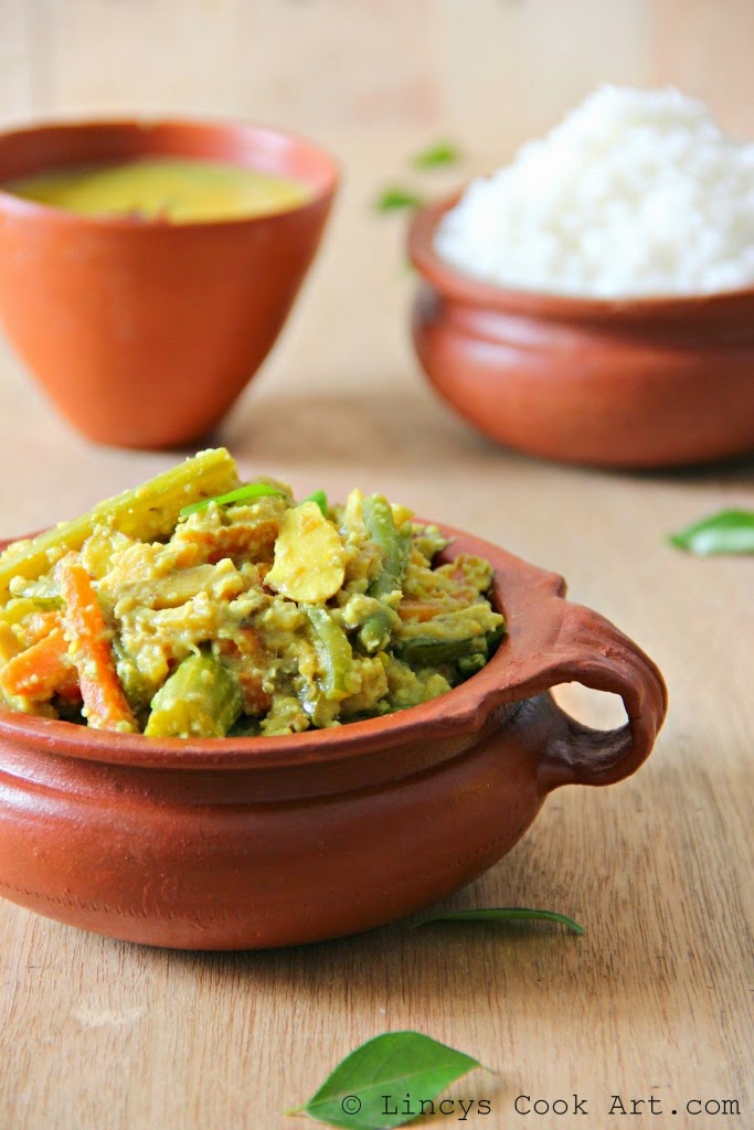 Avial / Traditional Kerala Avial/ Malabar Avial ~ Lincy's Cook Art