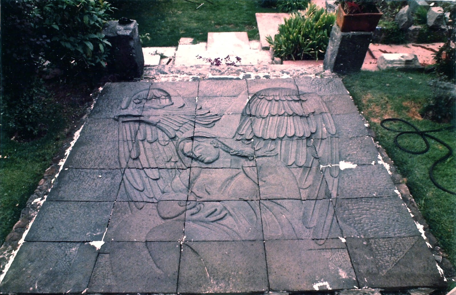 LA OBRA DE CANTU EN EL IMSS: Cantú y el símbolo del IMSS