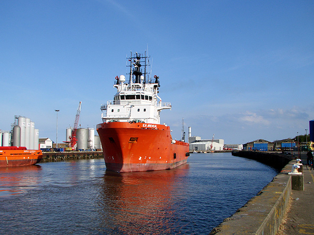 ocyaniqueprofessionals: PLATFORM SUPPLY VESSEL