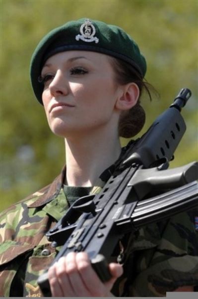 Noboddies Fool Combat Barbie