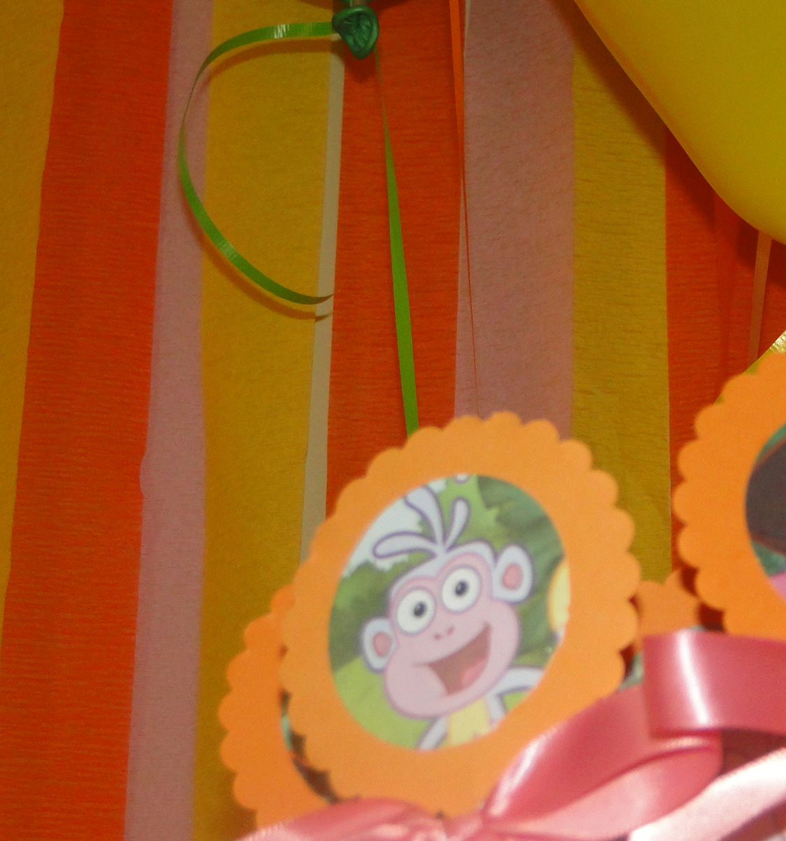 Animal Crackers: Animal Crackers Exclusive: Dora Party