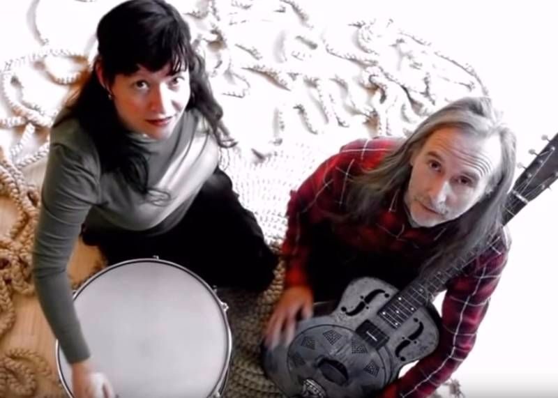 L'AZILE LE + SÛR: L'AZILE LE PLUS SÛR - ETAGE 13 PORTE 21 - L'Enclume ...