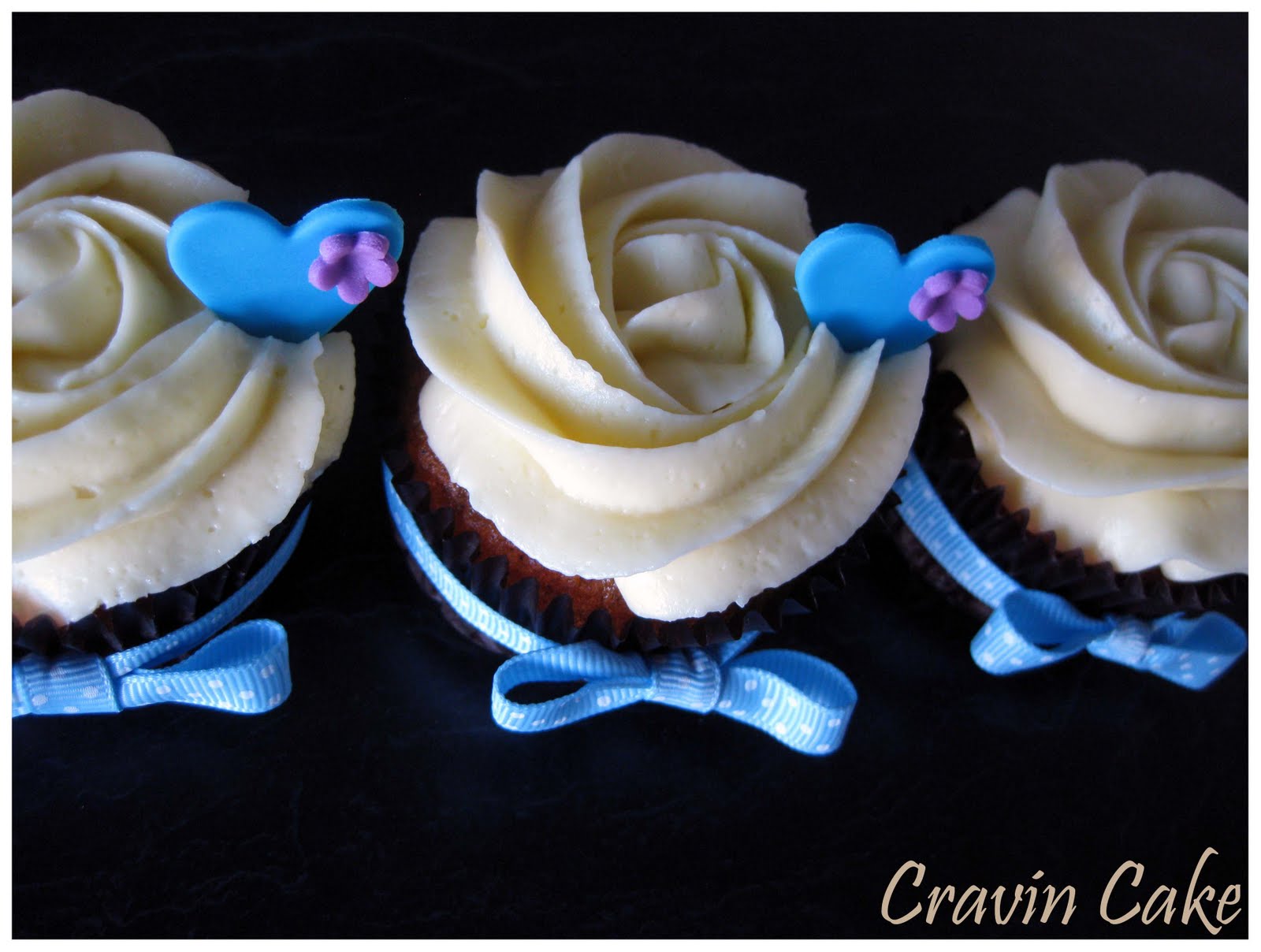 Cravin Cake: Pretty In Blue Cupcakes